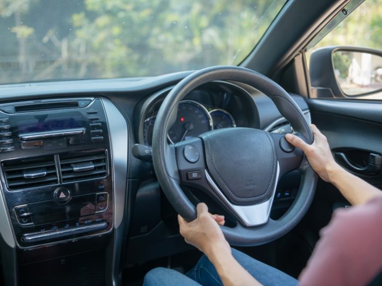 Apa Itu Dashboard Mobil? - Igloo