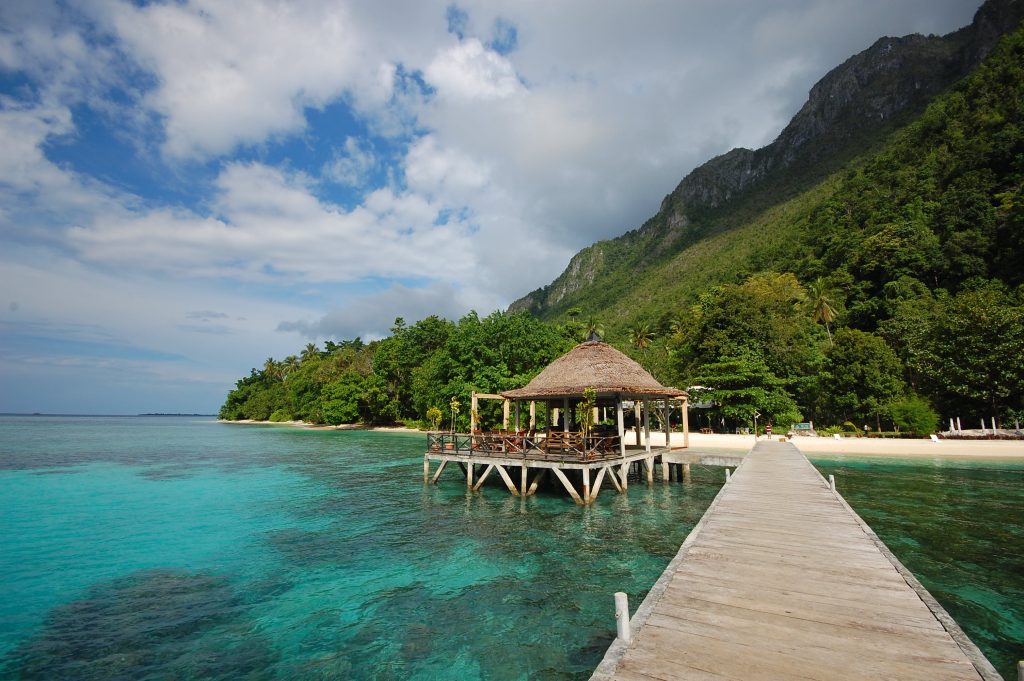 13 Destinasi Wisata Maluku Yang Sedang Hits Dan Wajib Dikunjungi ...