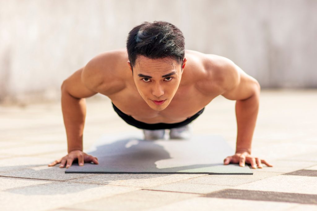 12 Manfaat Push Up Untuk Tubuh & Cara Push Up Yang Benar!